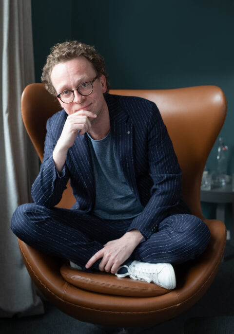 Dennis van de Ven - Henneman Agency